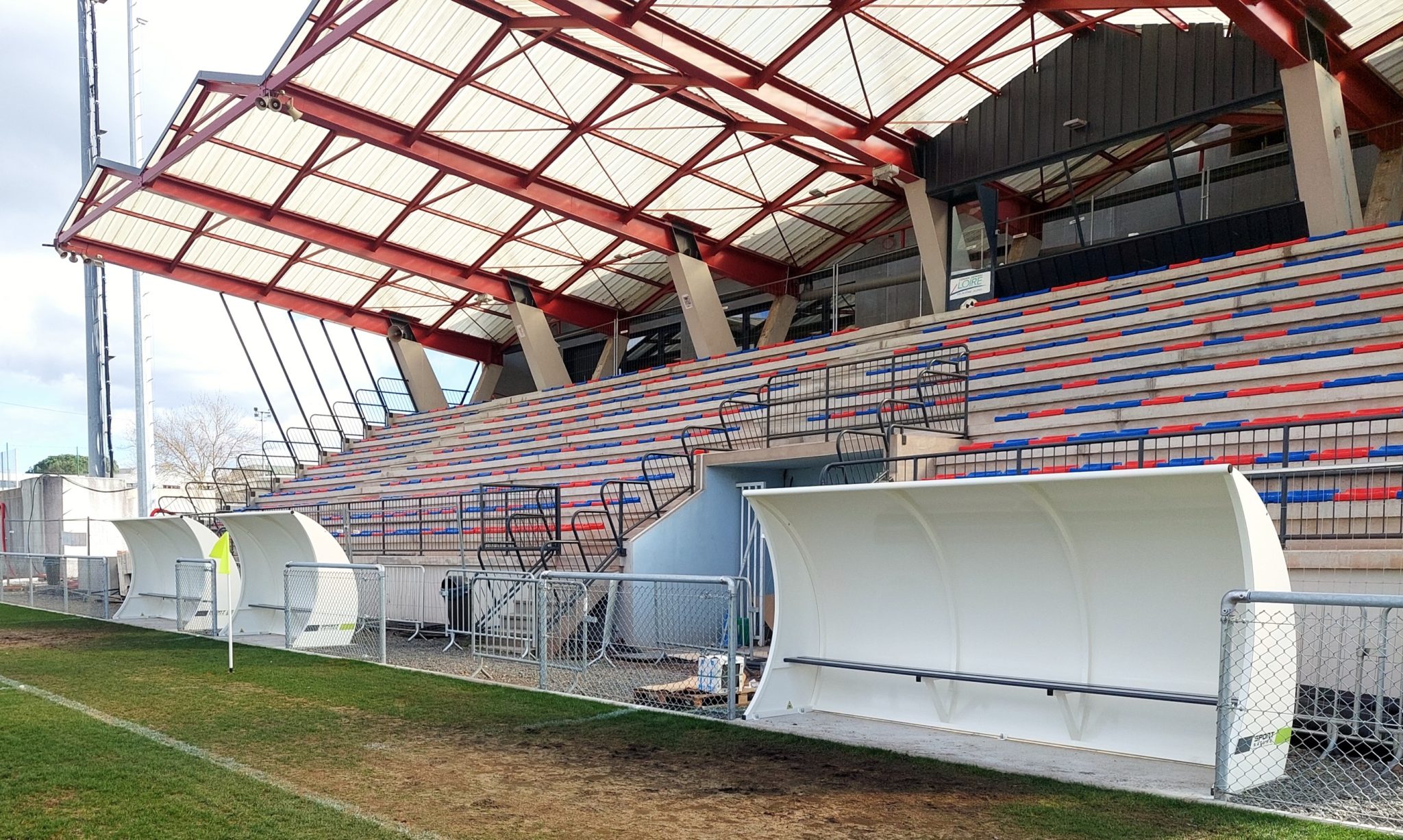 Présentation et travaux de rénovation du stade Baudras - RCAB | Rugby ...