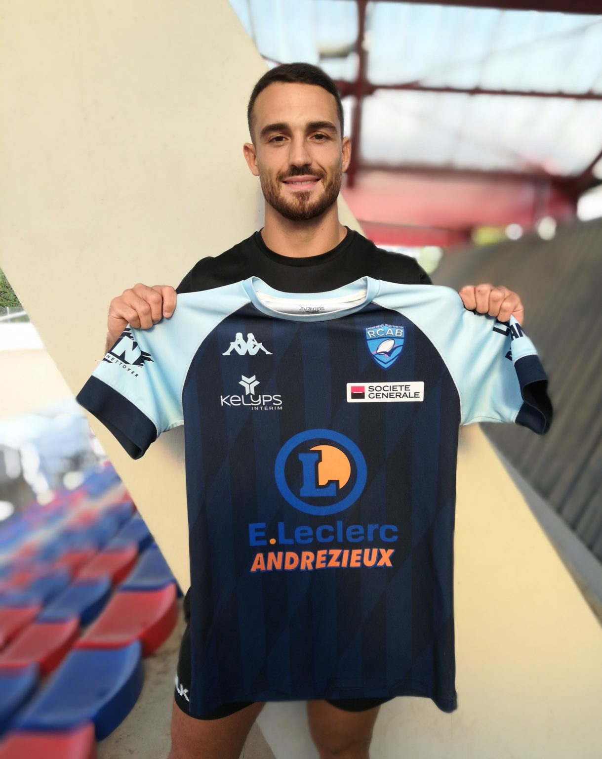 Recrutement : Loïc Fragne, la 3e est la bonne - RCAB | Rugby Club ...